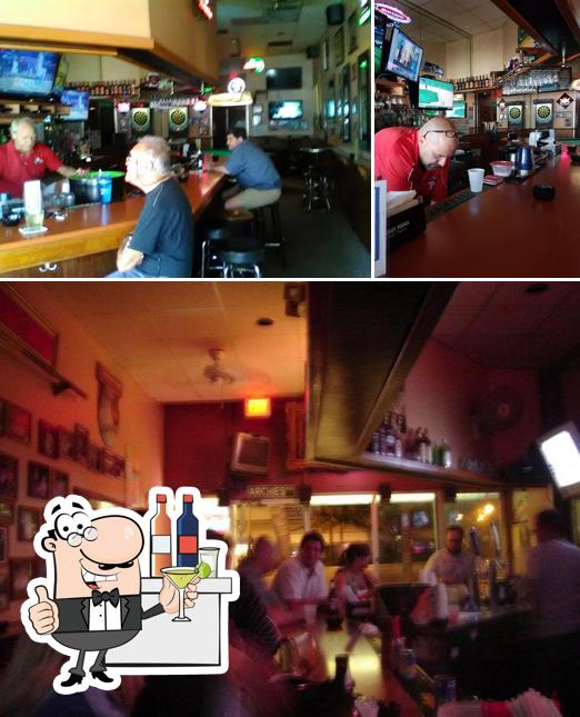 Archie's Bar, Fort Lauderdale - Restaurant menu, prices and reviews