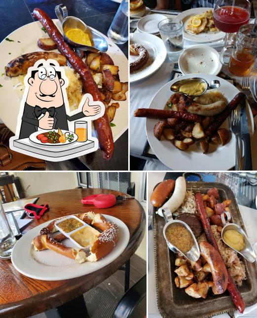 The Village Corner German Restaurant & Bakery, Stone Mountain - Menú ...