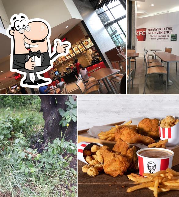 KFC, 1 Kingsway Garden Mall Northwest in Edmonton - Restaurant menu and ...