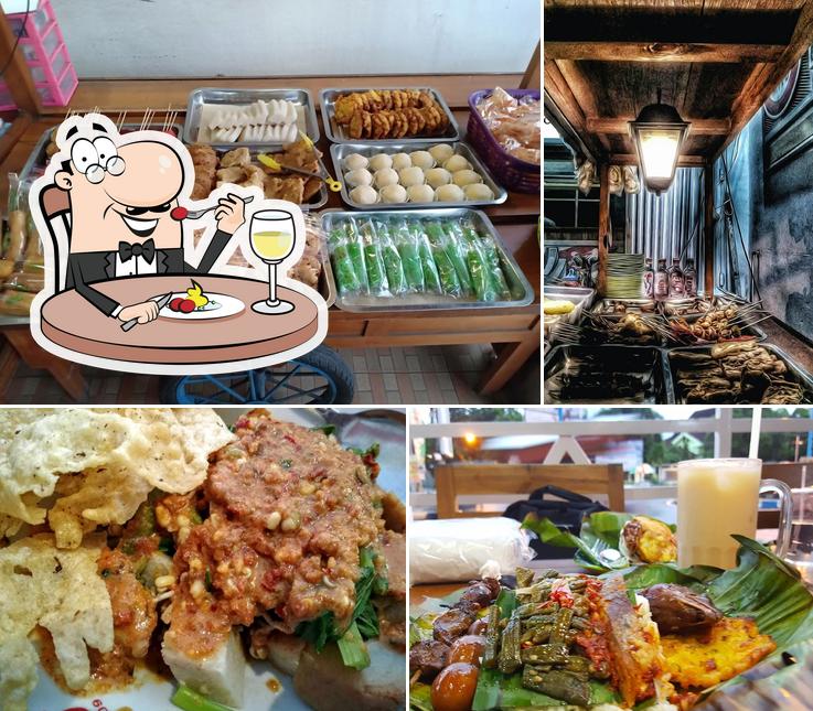New Coffee Joss Roundabout cafe, Madiun - Restaurant reviews
