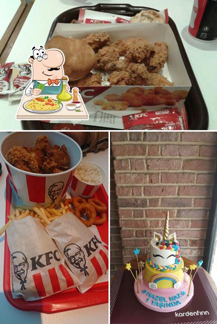 KFC, Istanbul, Osmaniye Mah. Çobançeşme Koşuyolu Blv Marmara Forum AVM ...