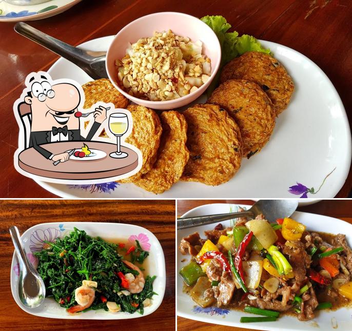 Restaurante Khrua Phak Wan Ban, Lum Sum - Opiniones del restaurante