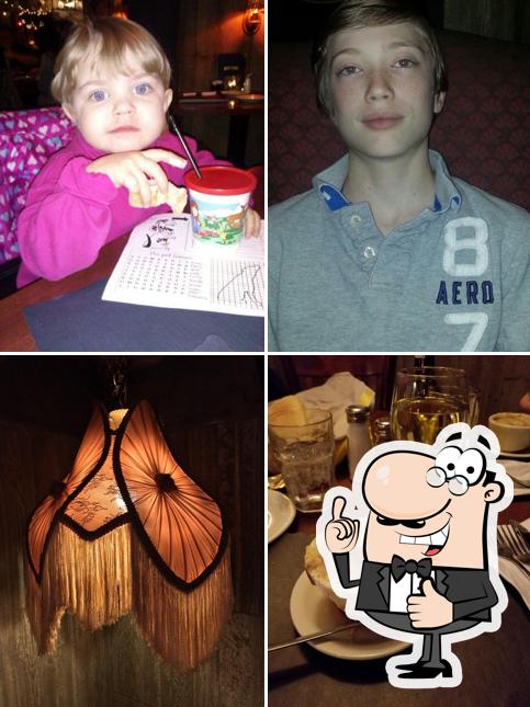 Alex's Place, Batavia - Restaurant menu, prices and reviews