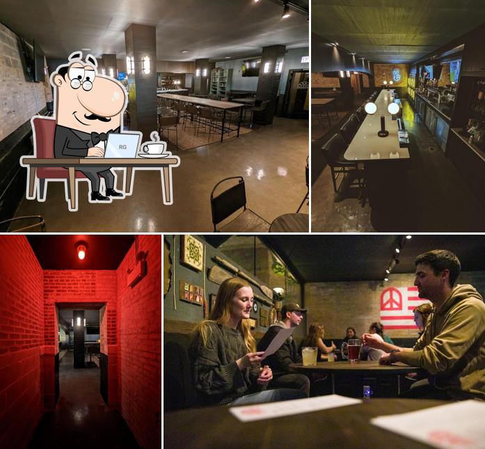 Bunker in Chicago - Restaurant menu and reviews