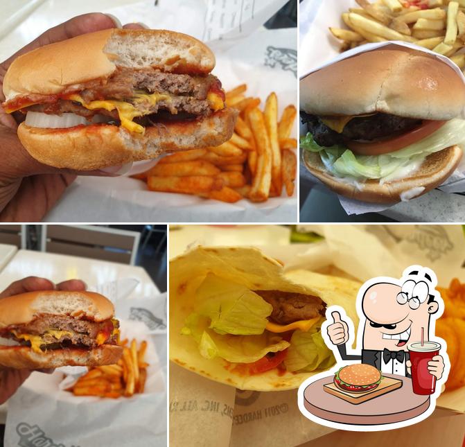 Hardee's, Sharjah - Restaurant menu, prices and reviews