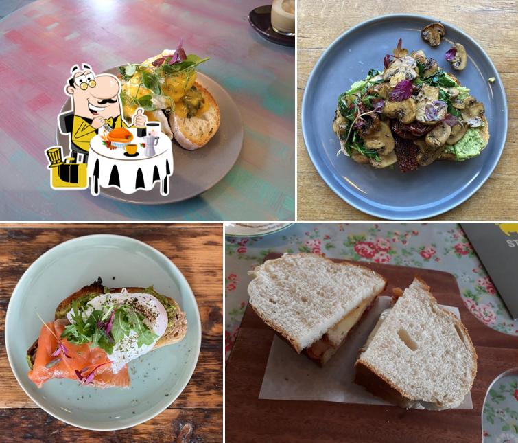 Little Yellow Pig Hoole, Chester - Restaurant menu, prices and reviews