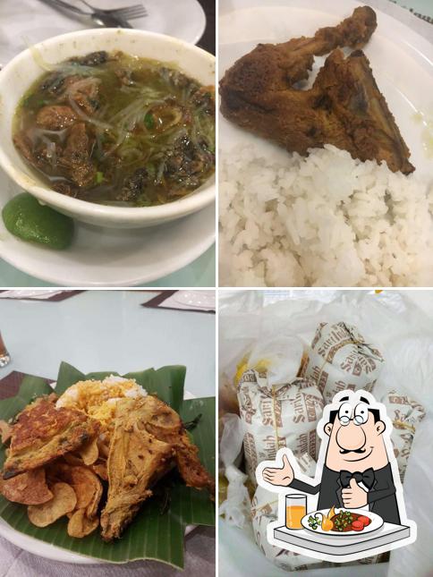 Sari Indah restaurant, South Jakarta, Jl. Wolter Monginsidi No.7 5 ...