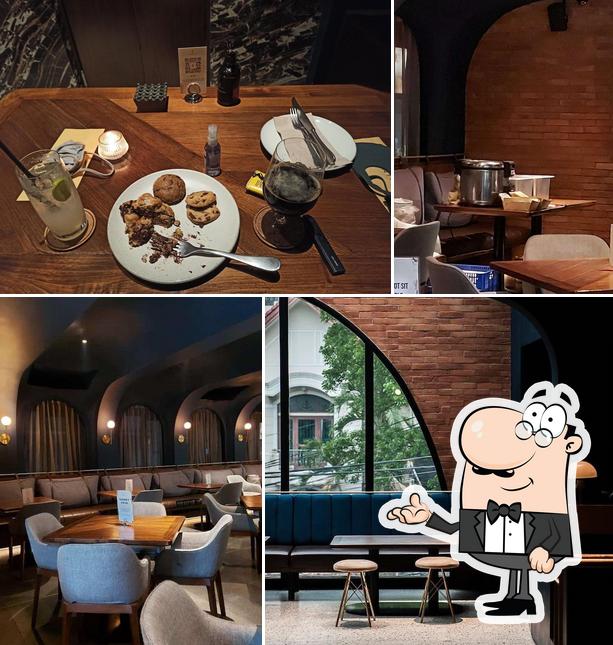 Top 7 restaurants with chicken burgers in Jakarta, january 2025 ...