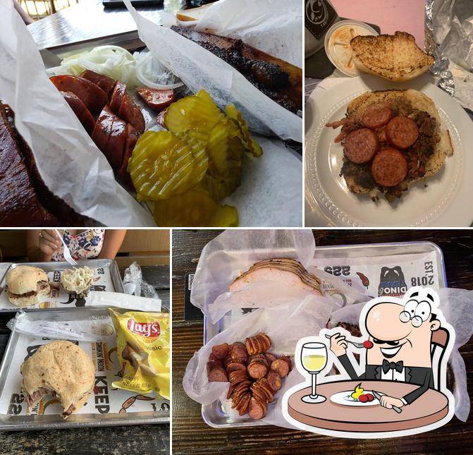 Smokin' Moon BBQ, Pharr - Restaurant menu, prices and reviews