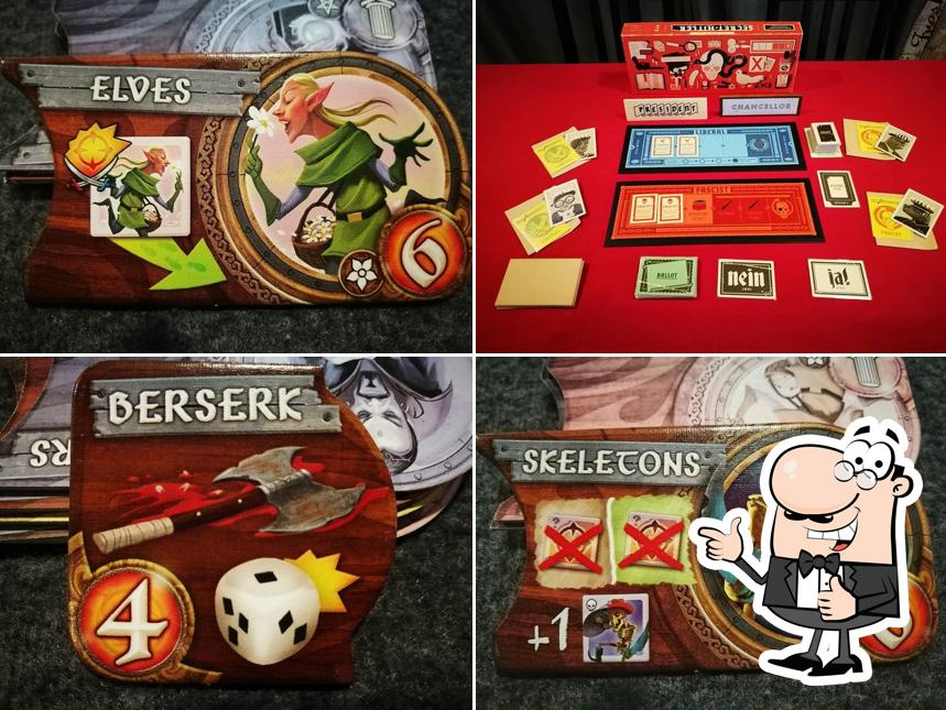 My Quest Board Game Cafe บอร์ดเกมส์คาเฟ่ เมืองเอก มหาวิทยาลัยรังสิต, Rangsit - Restaurant reviews