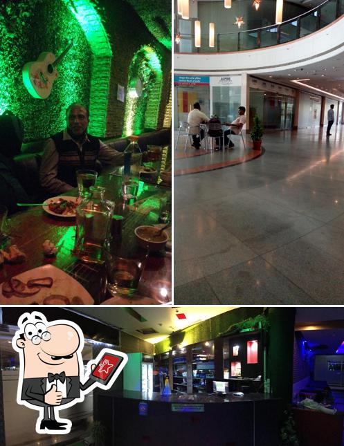 Somras Restaurant & Bar, New Delhi - Restaurant menu, prices and reviews