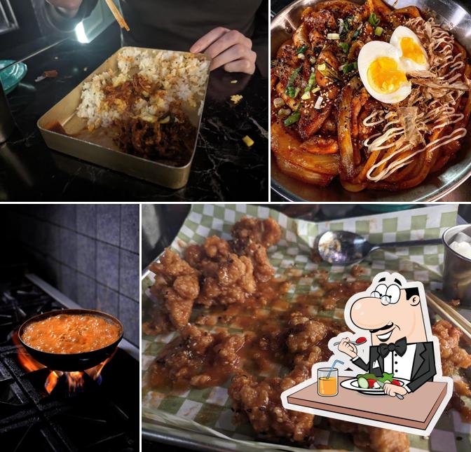 Ehwa Restaurant, 16 Isabella St in Toronto - Restaurant menu and reviews
