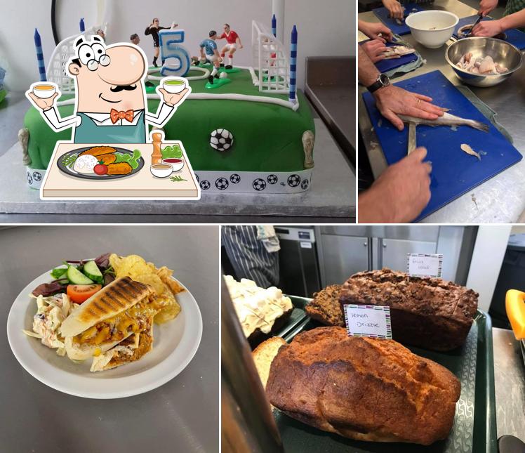 The Yellow Frog Cafe, Torquay - Restaurant menu, prices and reviews