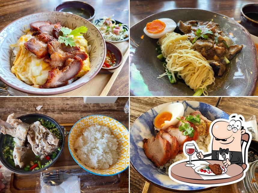 Khao Dong Moo Daeng restaurant, Bangkok - Restaurant menu and reviews