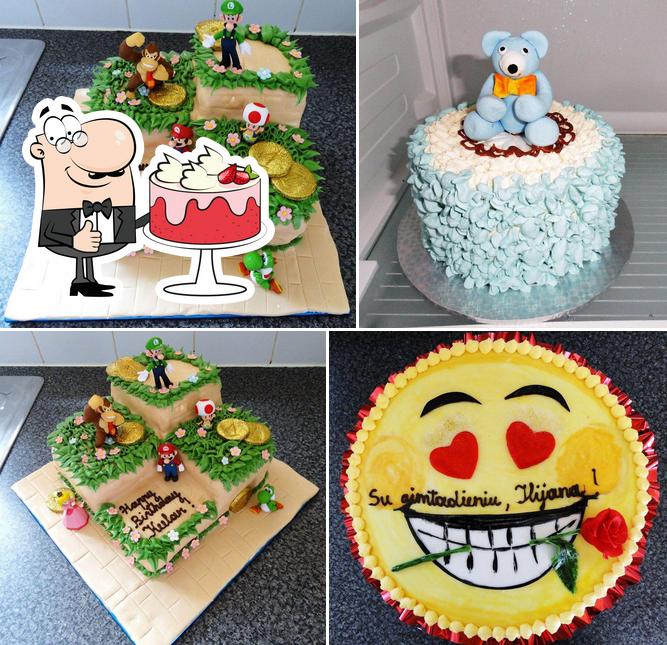 five star cakes in Plymouth