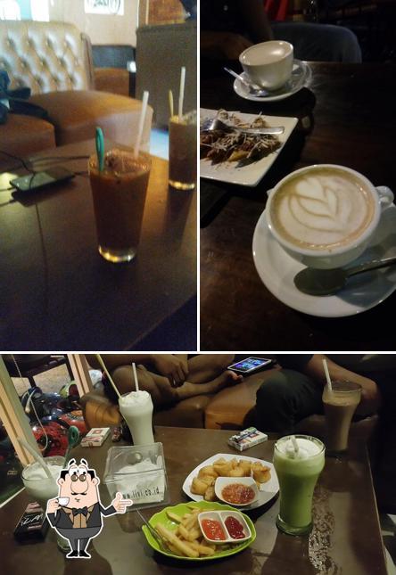 Daun Coffee cafe, Makassar, Komp. Ruko - Restaurant reviews