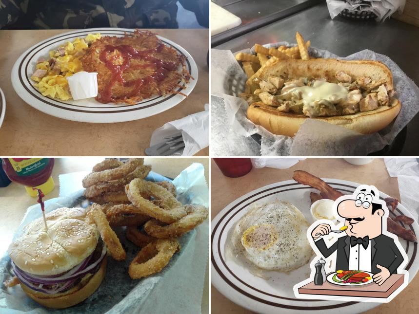 Cook's American Grill, Topeka - Restaurant menu, prices and reviews