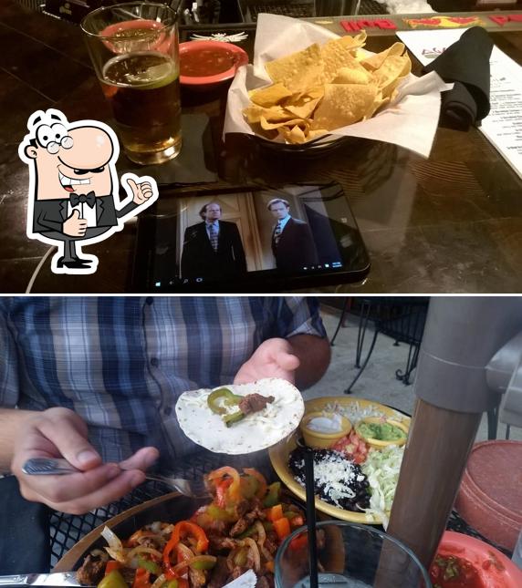 Agave Cocina & Cantina in Redmond - Restaurant menu and reviews