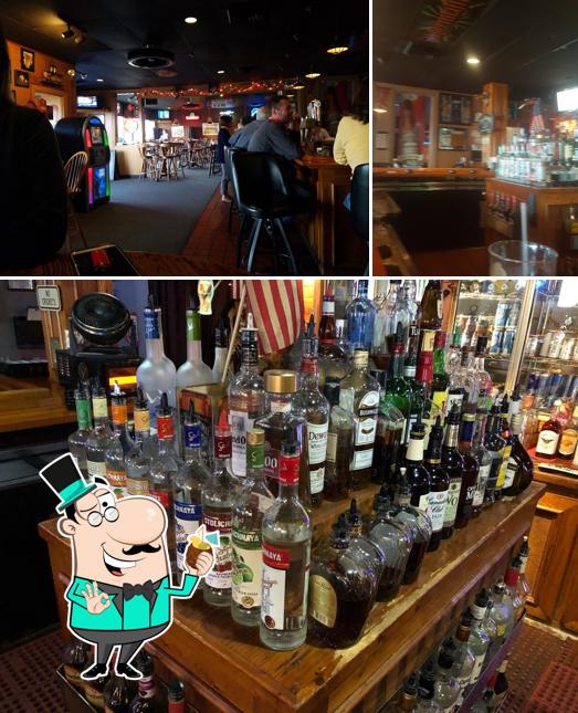 Gator's Eight Bar & Grill in Kansas City - Restaurant menu and reviews