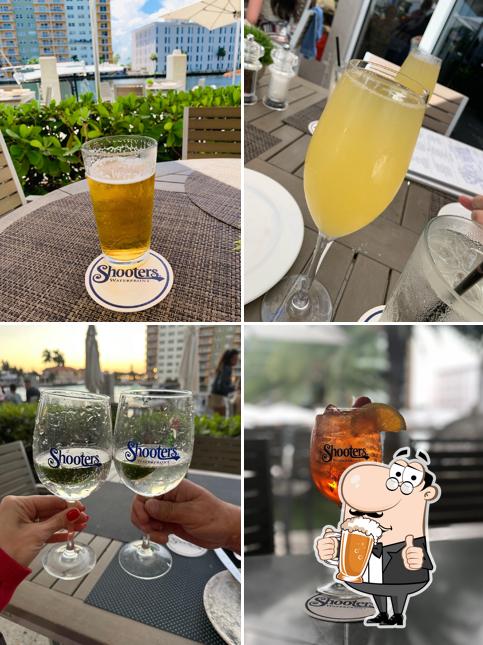 Shooters Waterfront, Fort Lauderdale - Restaurant menu, prices and reviews