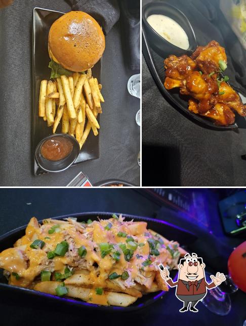 TNT Rooftop Restaurant, Chicago - Restaurant menu, prices and reviews