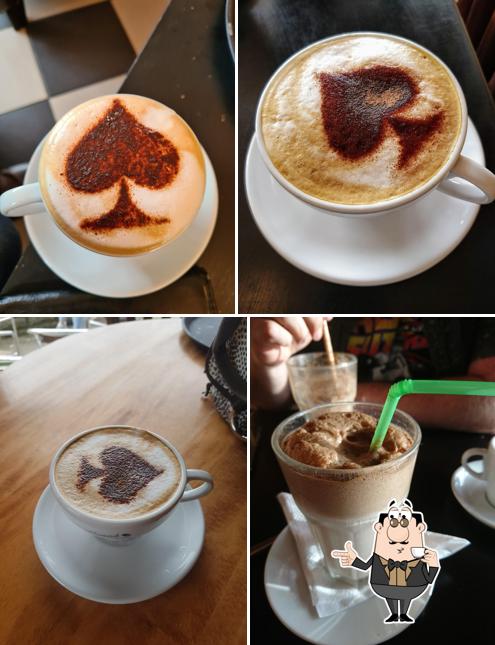 Top 5 cafes in Newbiggin-by-the-Sea, january 2026 - Restaurant Guru