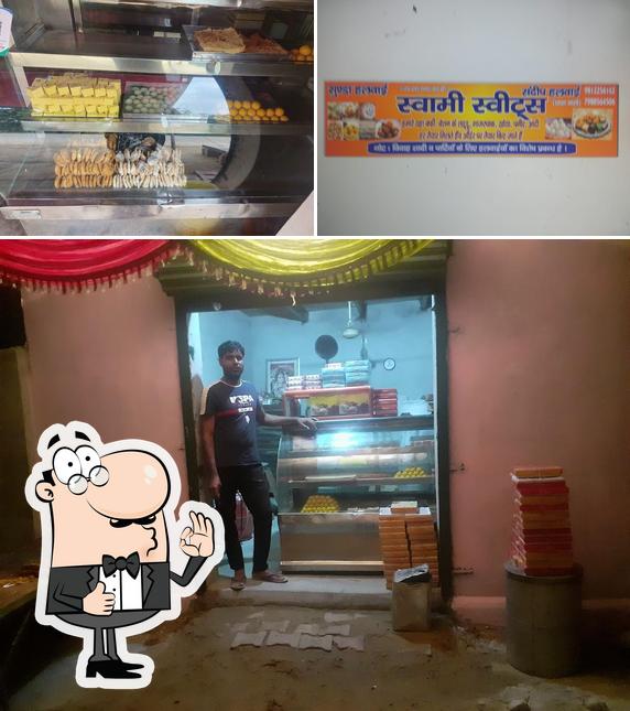 Swami Sweets, Delhi - Restaurant reviews
