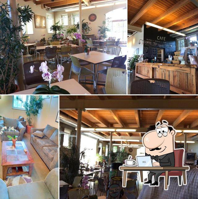 Farm Barn Cafe in Manville - Restaurant menu and reviews