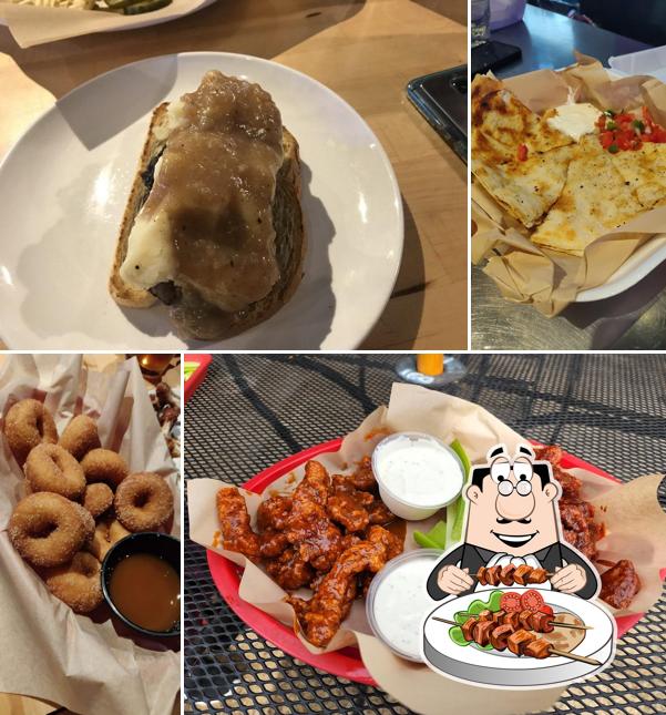 Best chicken wings in Maple Grove restaurants, spring 2024 - Restaurant ...