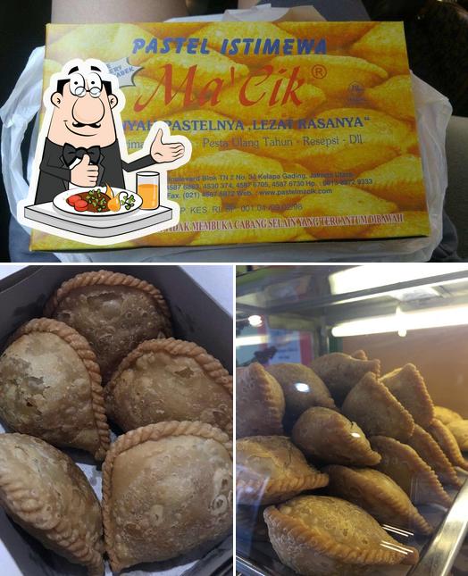 Ma'Cik Pastel, Jakarta - Restaurant menu, prices and reviews