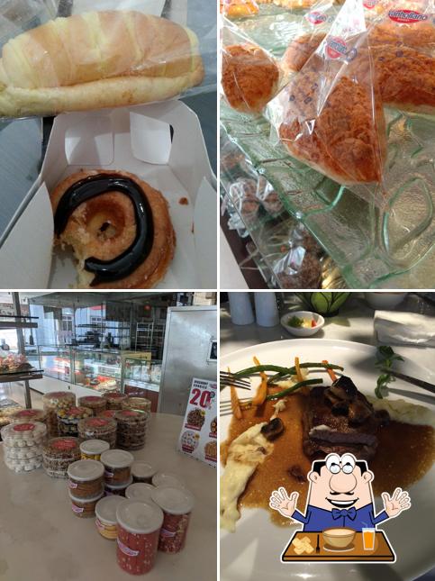 Vanhollano Bakery, Pekanbaru, Jl. Jend. Sudirman No.229 - Opiniones del ...