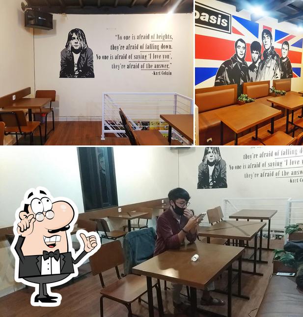 Nineties Cafe, Bandung - Restaurant menu and reviews
