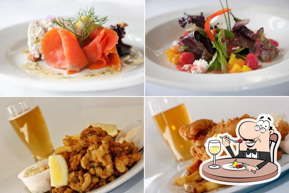 Clam Diggers Beach House & Restaurant in Cardigan - Restaurant menu and ...