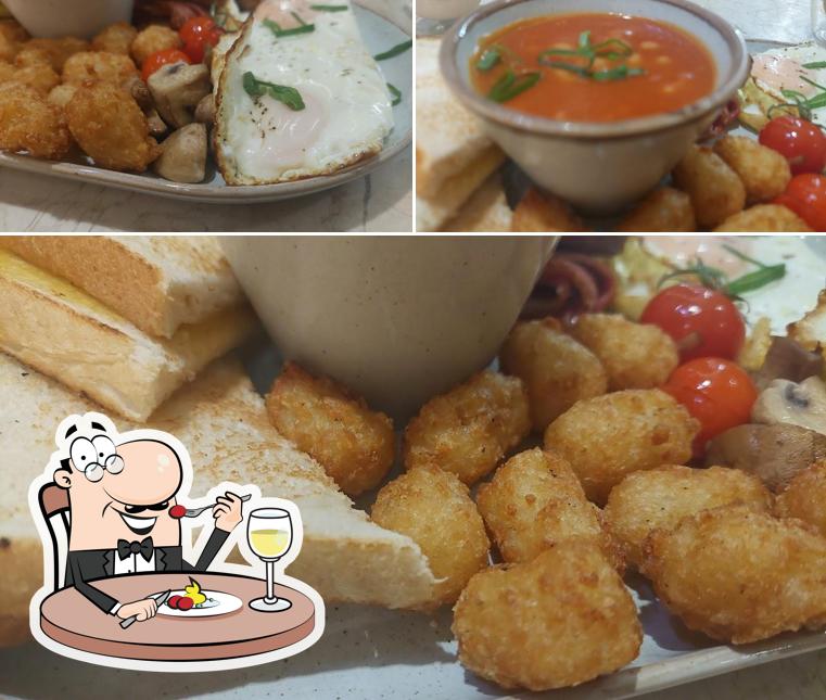 Ladana Café, Birmingham - Restaurant menu, prices and reviews