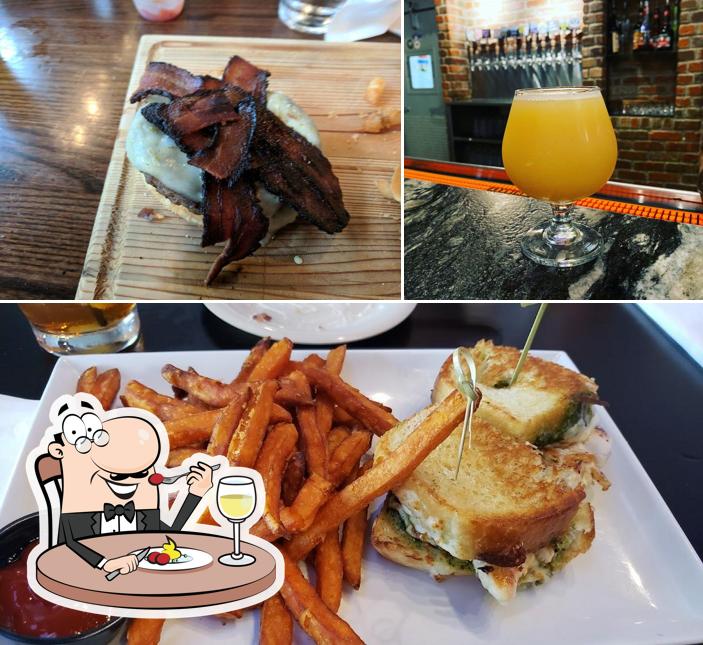 Crafthouse Reston, Reston - Restaurant menu, prices and reviews