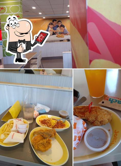 Jollibee fast food, Pasig, Shell C5 Road corner Dona Julia Vargas ...