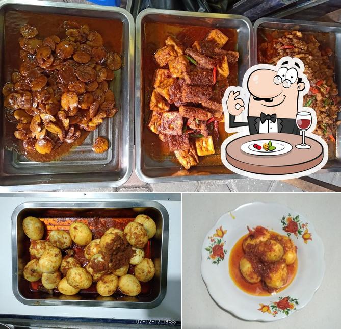 Warung Nasi Uduk Tiah restaurant, East Jakarta - Restaurant reviews