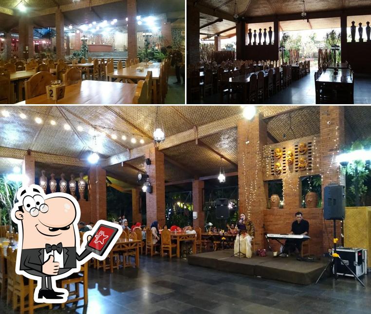 Resto Keboen Rodjo restaurant, Kediri - Restaurant reviews