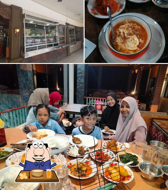 Terang Bulan Restaurant, Indonesia - Opiniones del restaurante