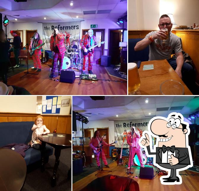 Leighton Buzzard Conservative Club in Leighton Buzzard - Restaurant reviews