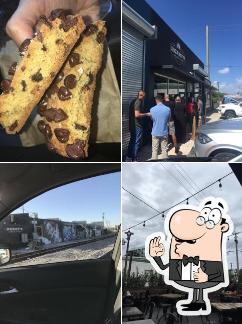 Henry's Sandwich Station in Fort Lauderdale - Restaurant reviews