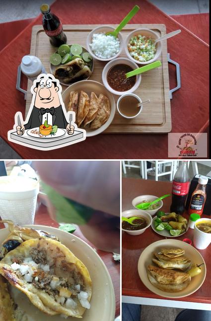 Tacos de barbacoa Simon/Omar Carlos, Zapopan - Restaurant reviews