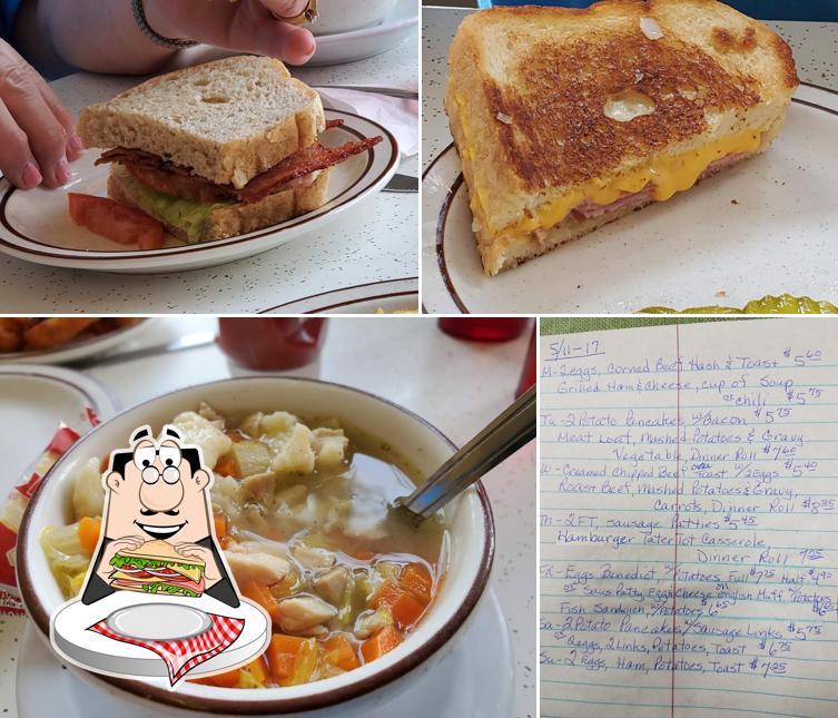 Top 5 restaurants with grilled corn in West Bend, december 2025 ...