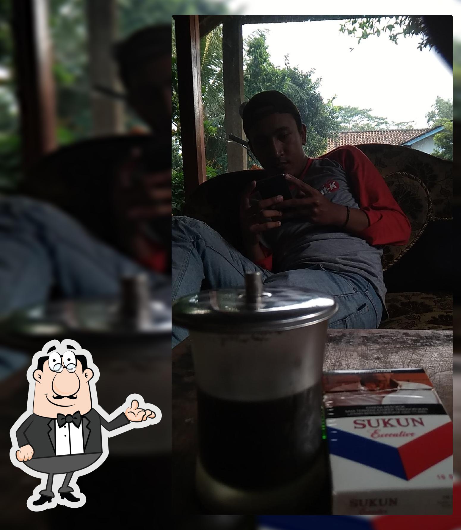 Kuncung JAWS 014 cafe, Kelet - Restaurant reviews