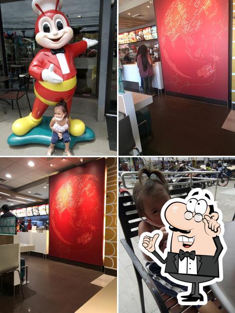 Jollibee, Tanjay City - Restaurant menu, prices and reviews