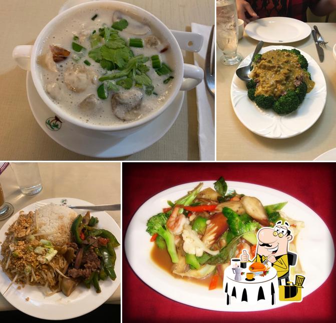 Thai Coconut in Ottawa - Restaurant menu and reviews