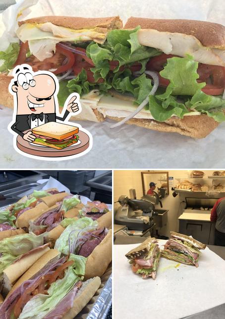Gallions Castaic Corner in Castaic - Restaurant menu and reviews