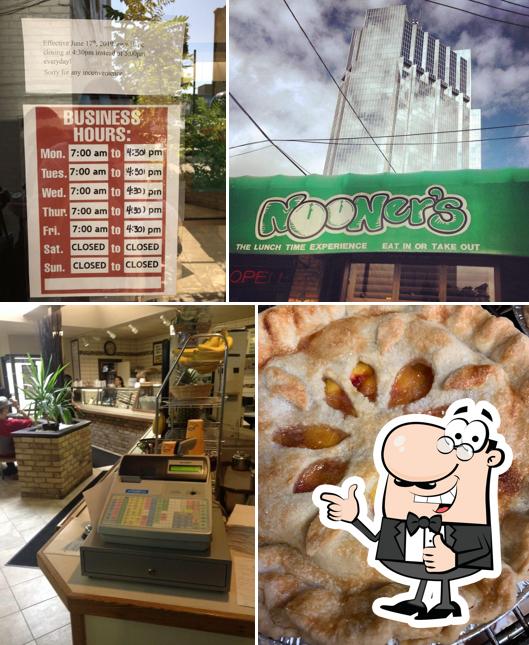 Nooner's in London - Restaurant menu and reviews