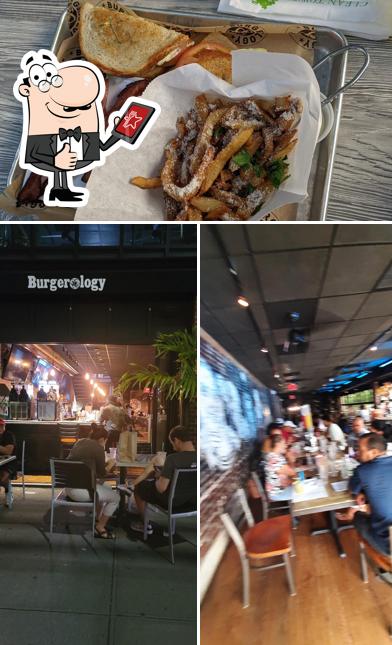 Burgerology Astoria in New York City - Restaurant reviews