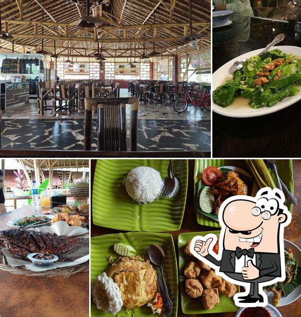 Saung Sunda Sawargi restaurant, Batam, 42JR+QHP - Restaurant reviews